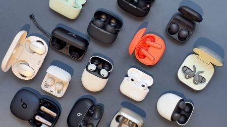Troubleshooting Guide: Why Earbuds Don't Stay In Your Ears And How To ...
